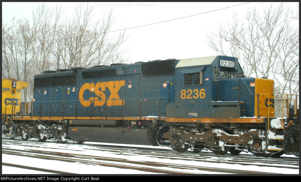 CSX 8236